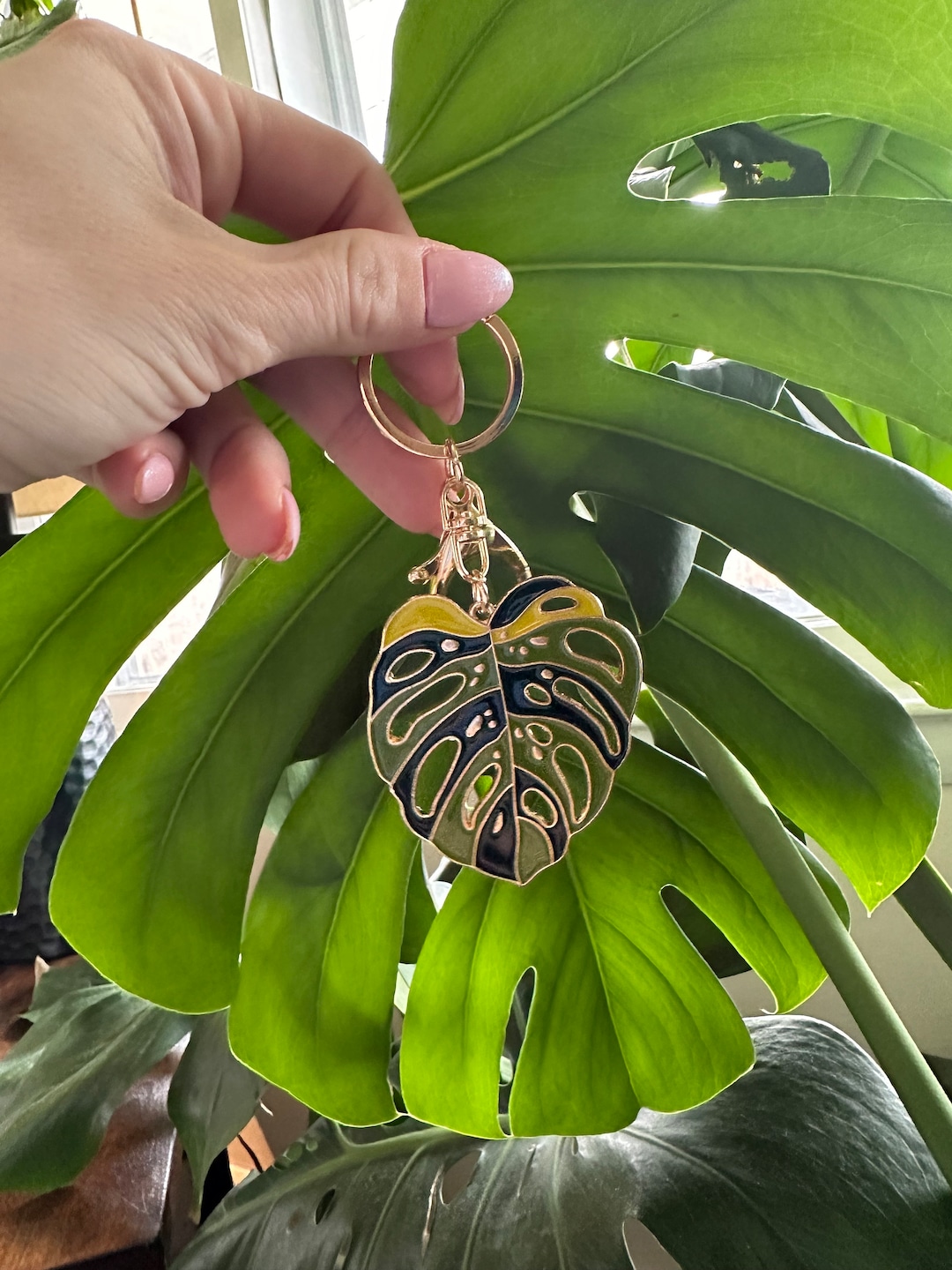 Colorful Monstera Leaf Keychain: House Plant Lover Gift (3.3”) - Etsy