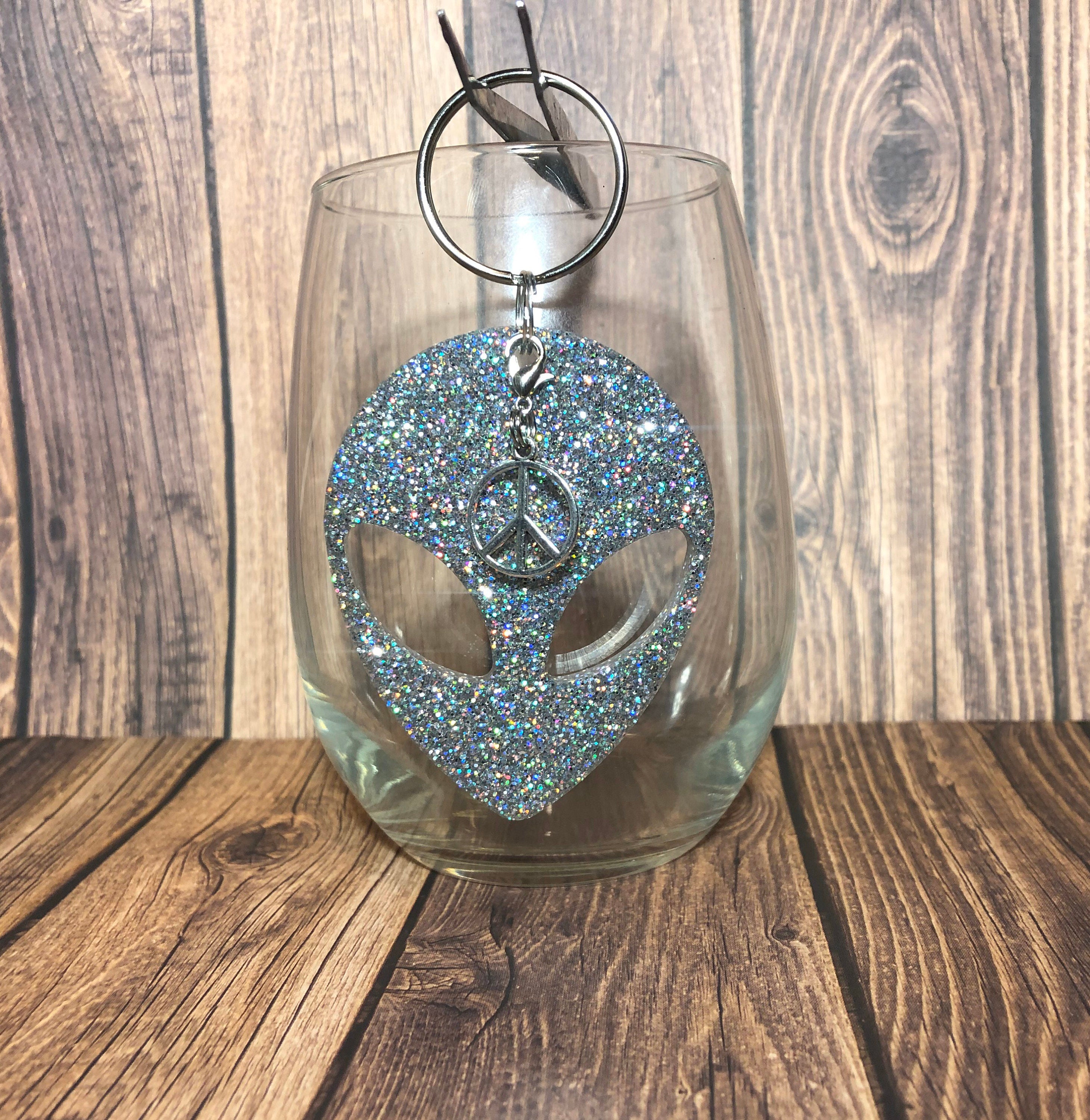 Extraterrestrial keychain Alien head keychain glitter alien | Etsy