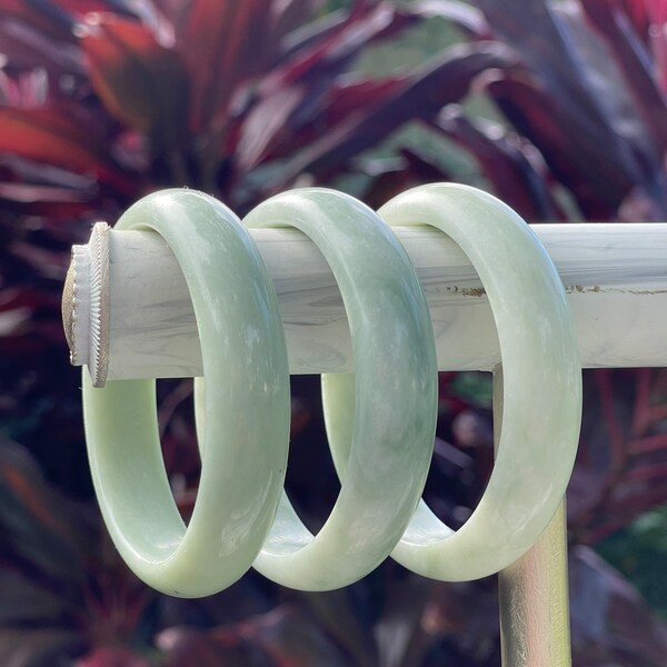 Jade Bangle Bracelet - Etsy