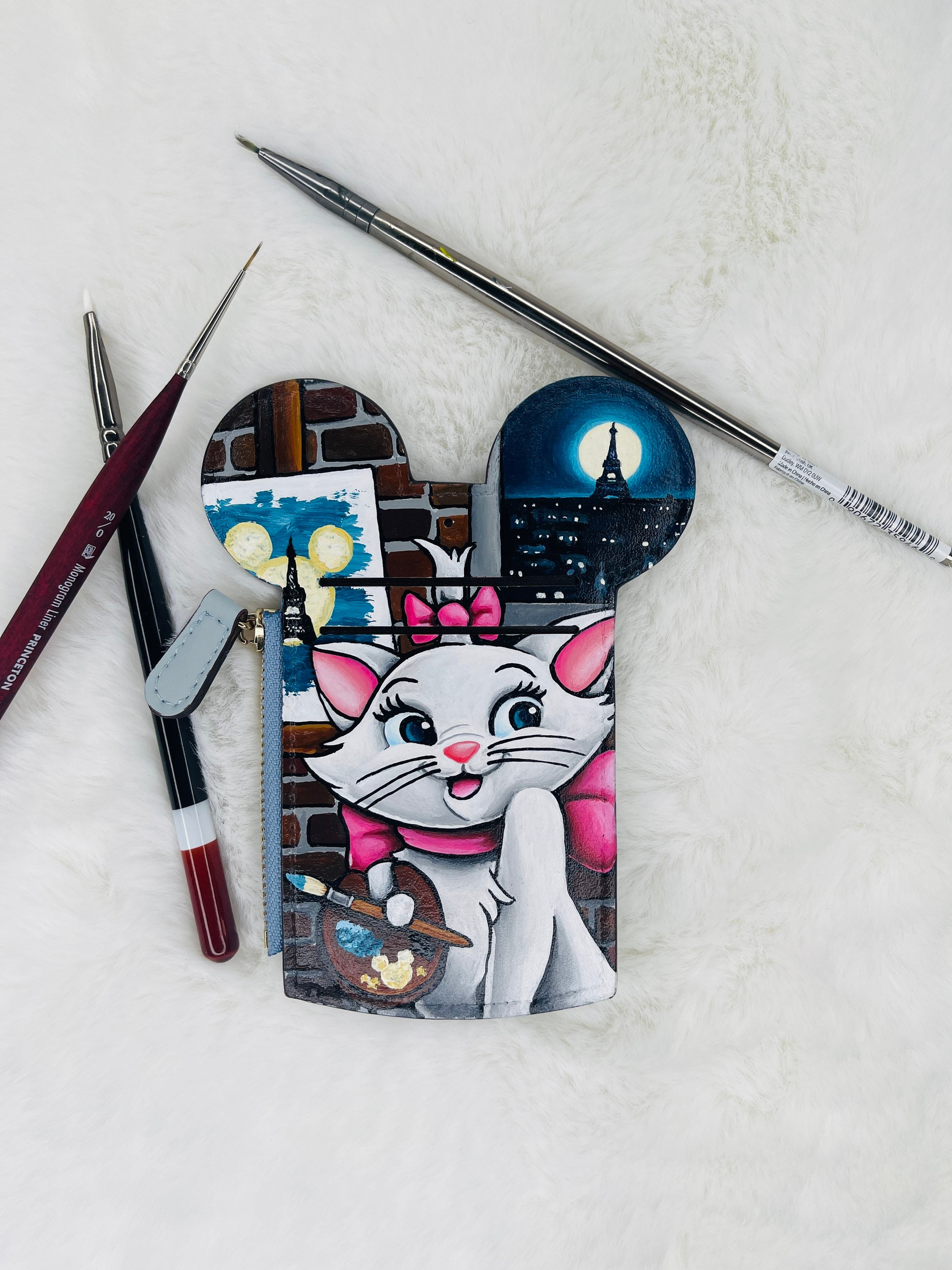 CUSTOM Hand Painted Disney ID Holder Passholder Mickey Lanyard Wallet ...