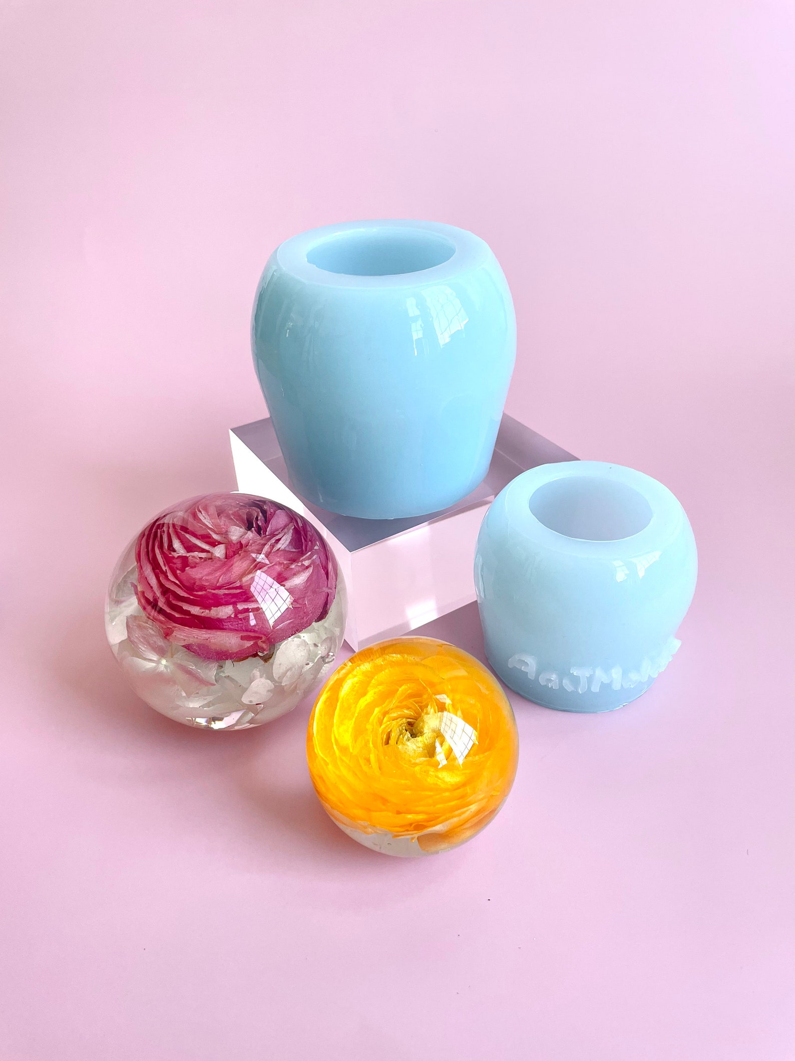 Large Sphere Silicone Molds // Free Standing Sphere Mold // - Etsy