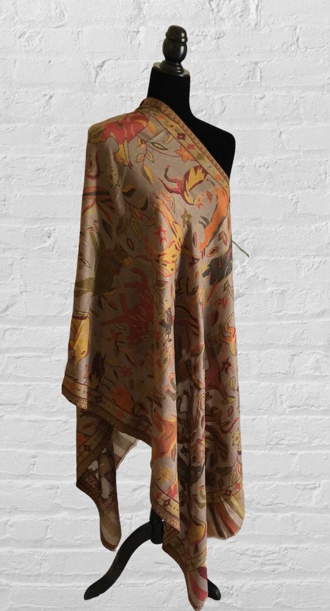 Diseño único Kani bordado chal Wrap - Etsy España