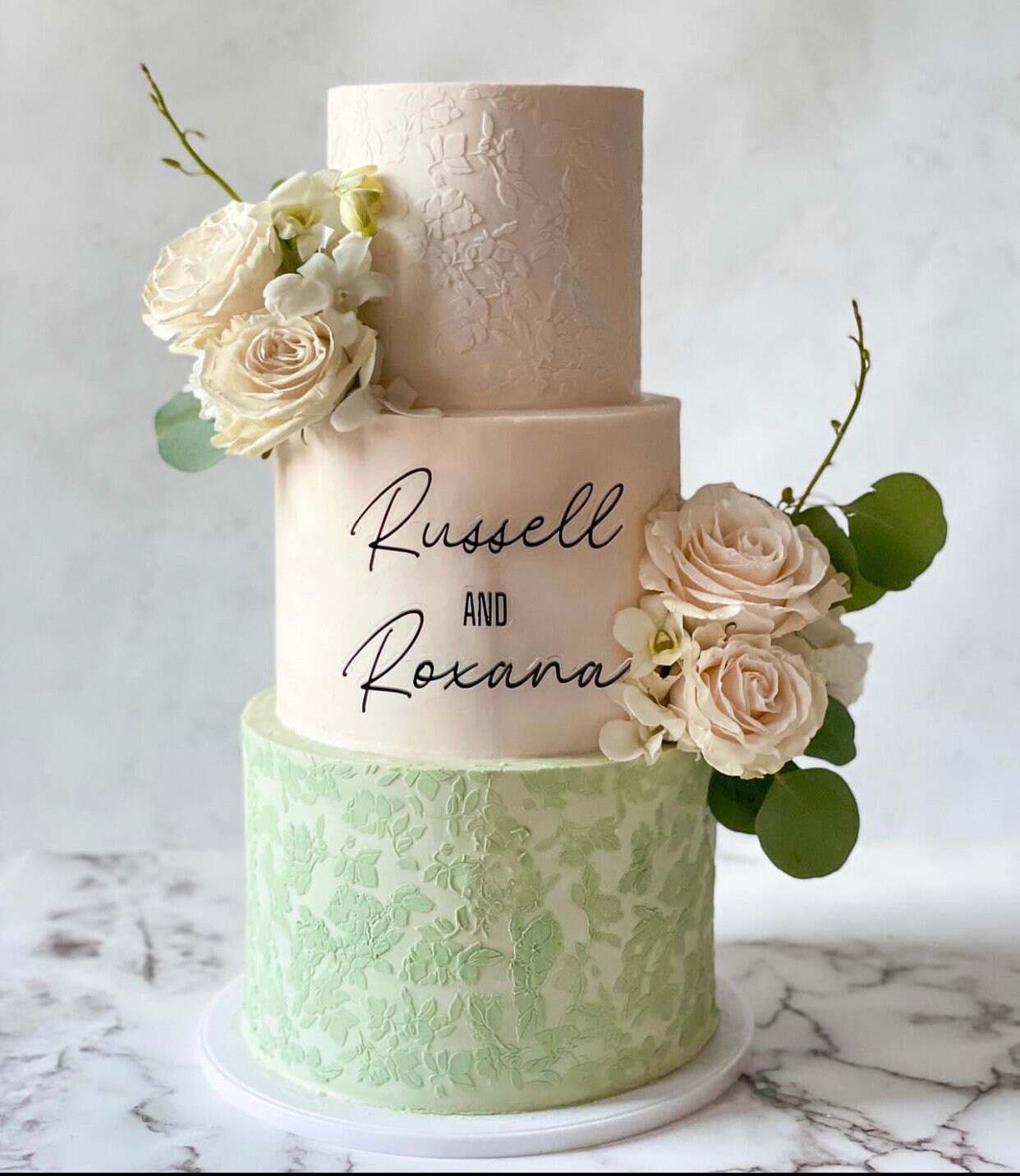 WEDDING CAKE TOPPER Floating Cake Topper Invisible Cake Topper ...