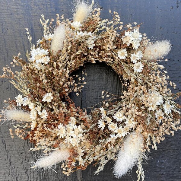 Rustic Flower Wreath - Etsy