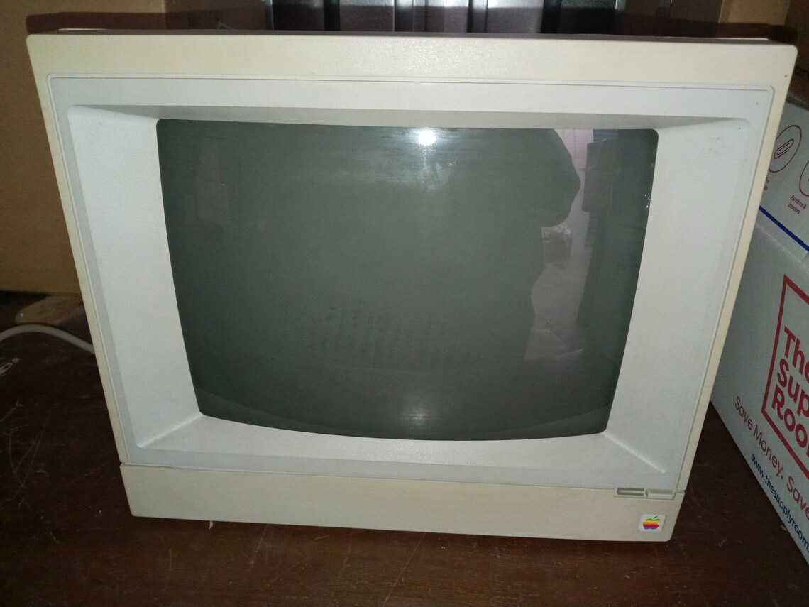 Apple Iie Computer With Accessories - Etsy