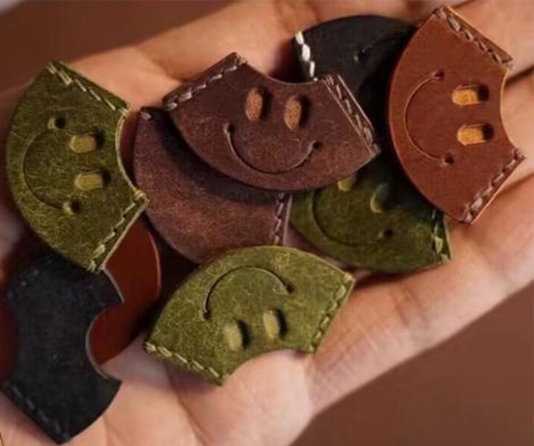 Smiley Bookmark Leather Die Cut, Custom Book Corner Protection Cut Die ...