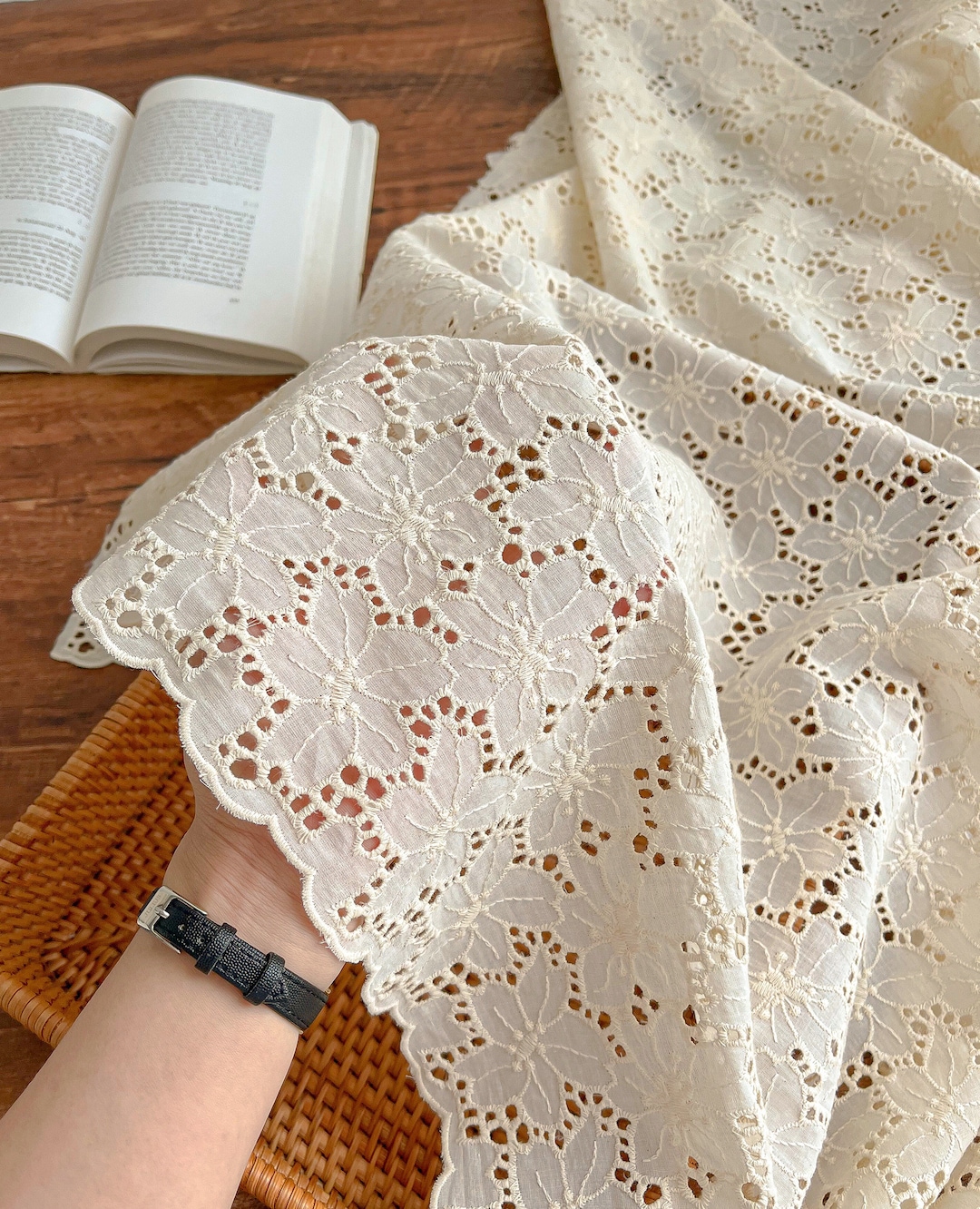 Flower Cotton Eyelet Borders Fabric, Embroidery Cotton Fabric, Hollowed ...