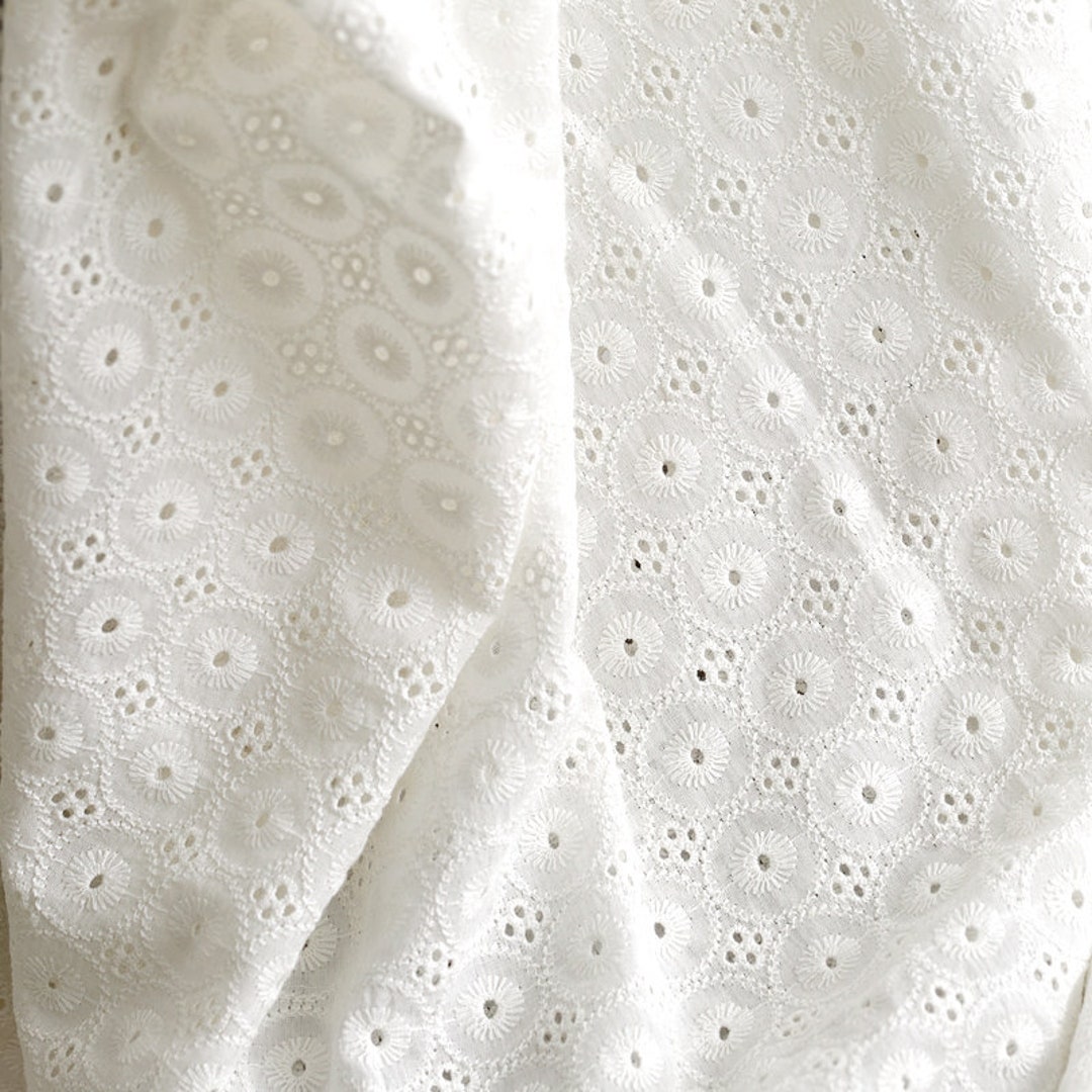 Cotton Eyelet Borders Fabric, Embroidery Cotton Fabric, Hollowed Border ...