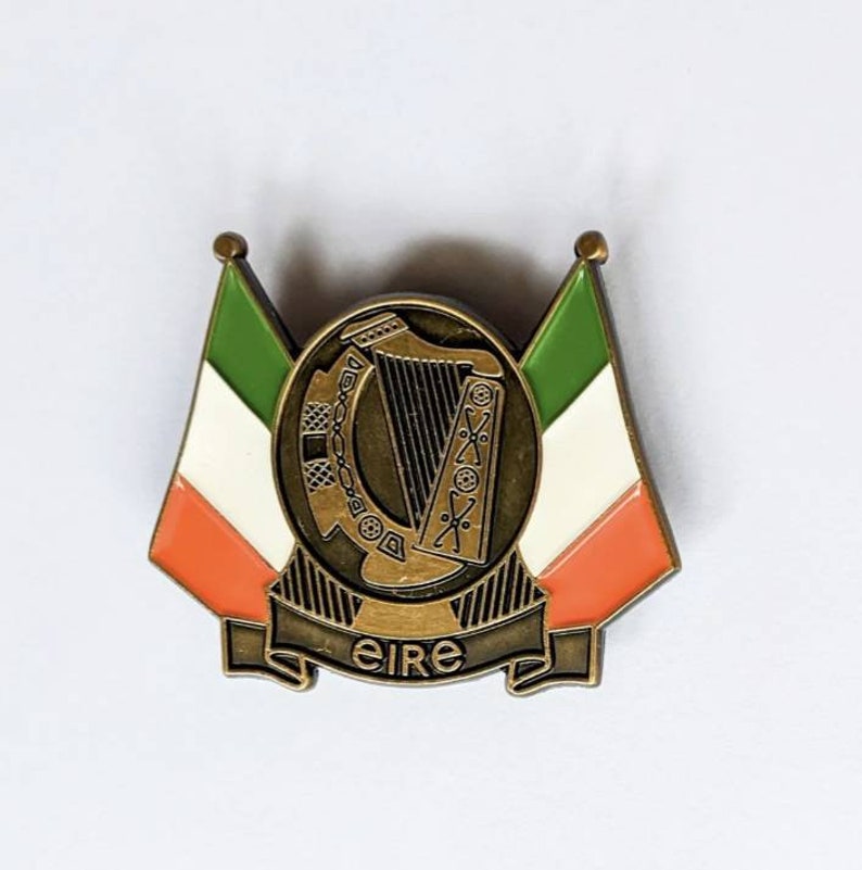 Irish Harp Enamel Pin Badge Ireland - Etsy