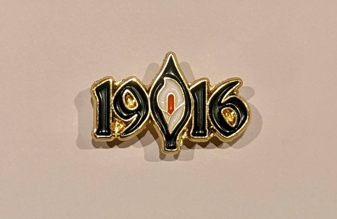 1916 Irish Easter Lily Enamel Pin Badge 1916 - Etsy