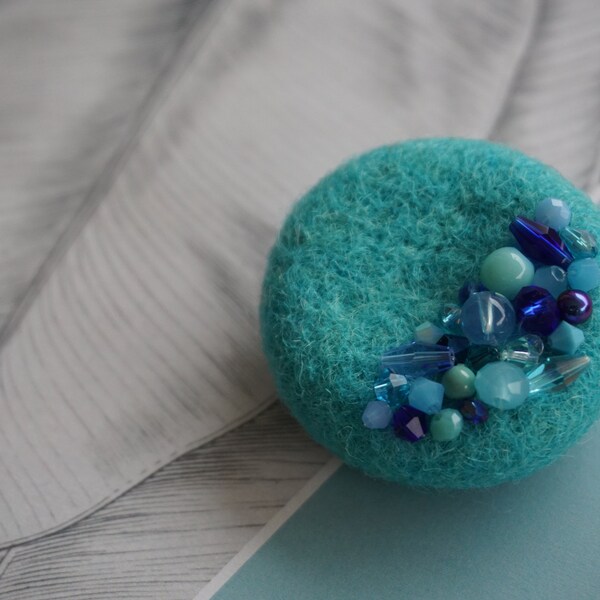 Needle Felted Brooch - Etsy