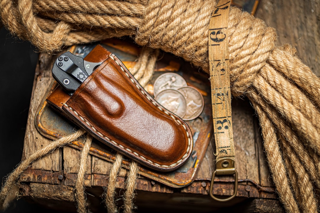 Hand Made Wet Formed Leather Knife Sheath for a Spyderco Paramilitary ...