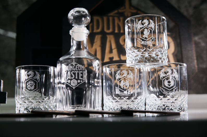 Dungeon Master Christmas Gift, Dnd Whiskey Glasses, Whiskey Decanter ...