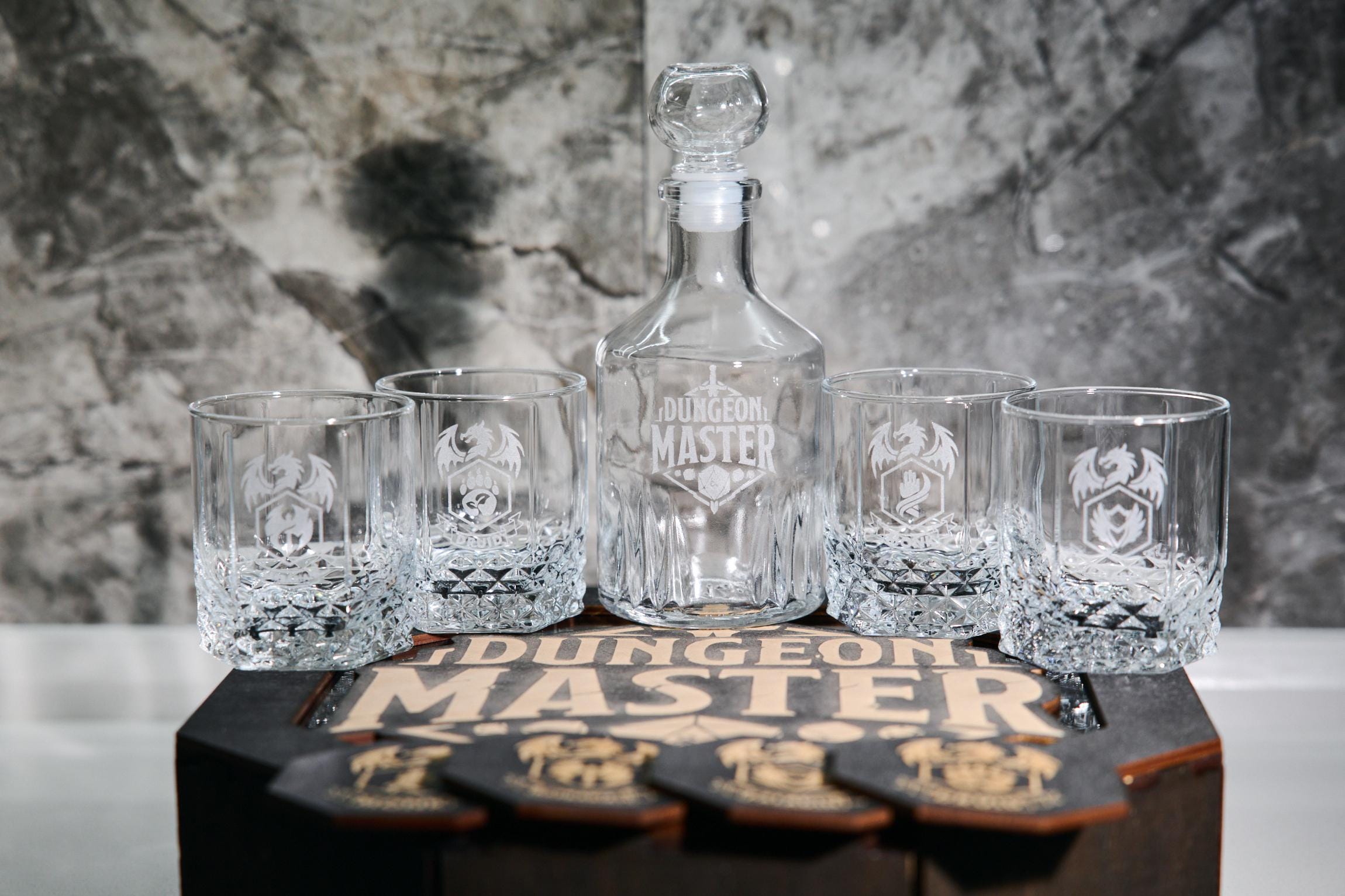 Dungeon Master Christmas Gift, Dnd Whiskey Glasses, Whiskey Decanter ...