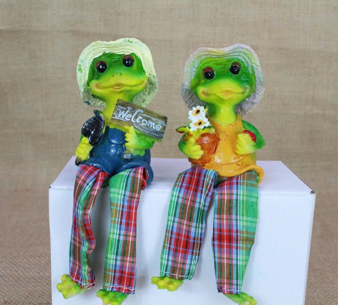 Frog Figurine Shelf Sitters: Resin Dangling Leg Home Decor - Etsy