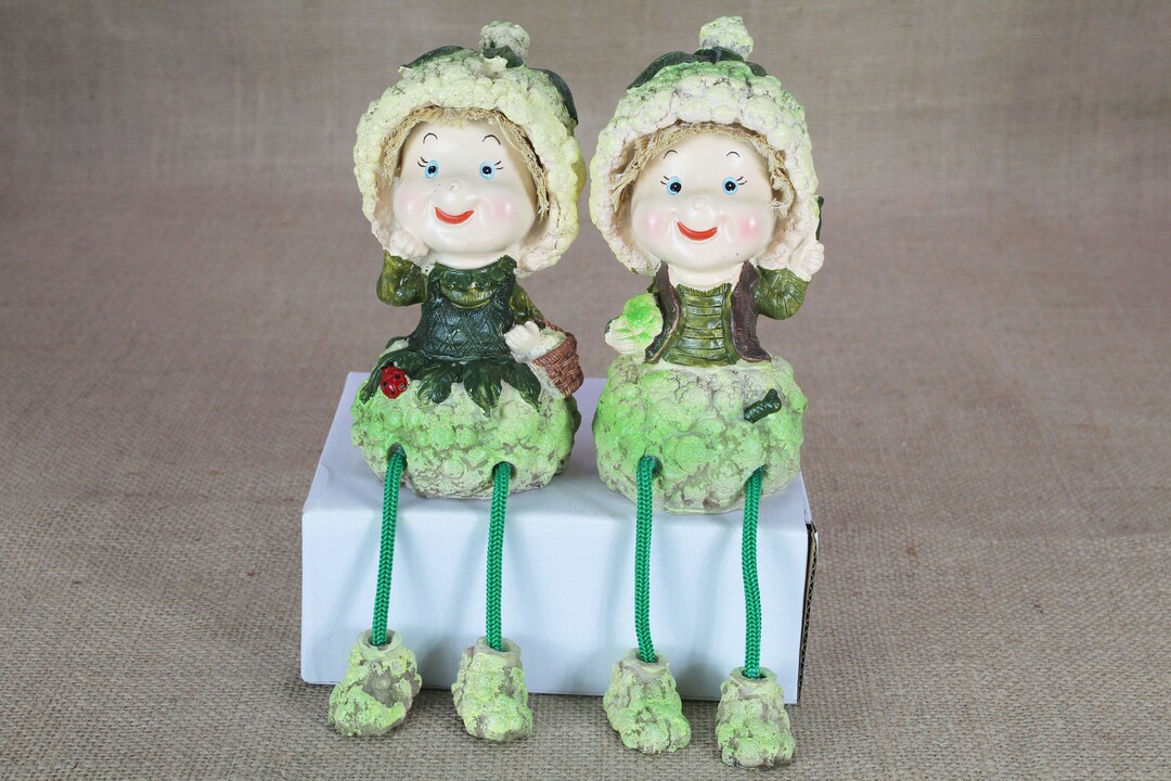 Cauliflower Shelf Sitter Figurine: Polyresin Dangling Legs Decor - Etsy