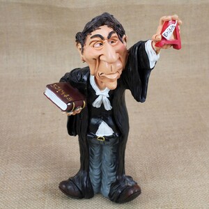 Law Attorney Statue Lawyer Sculpture Gift Cartoon Office Decor Figurine ...