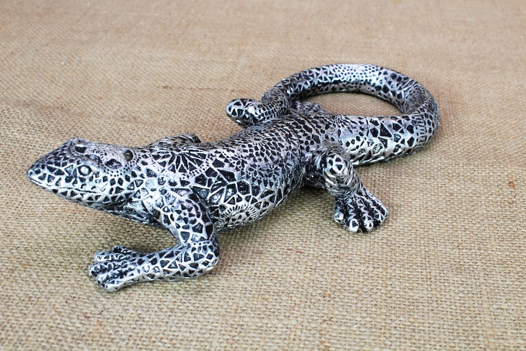 Lizard Sculpture Gecko Statue Silver Wall Art Reptile Figurine Resin ...