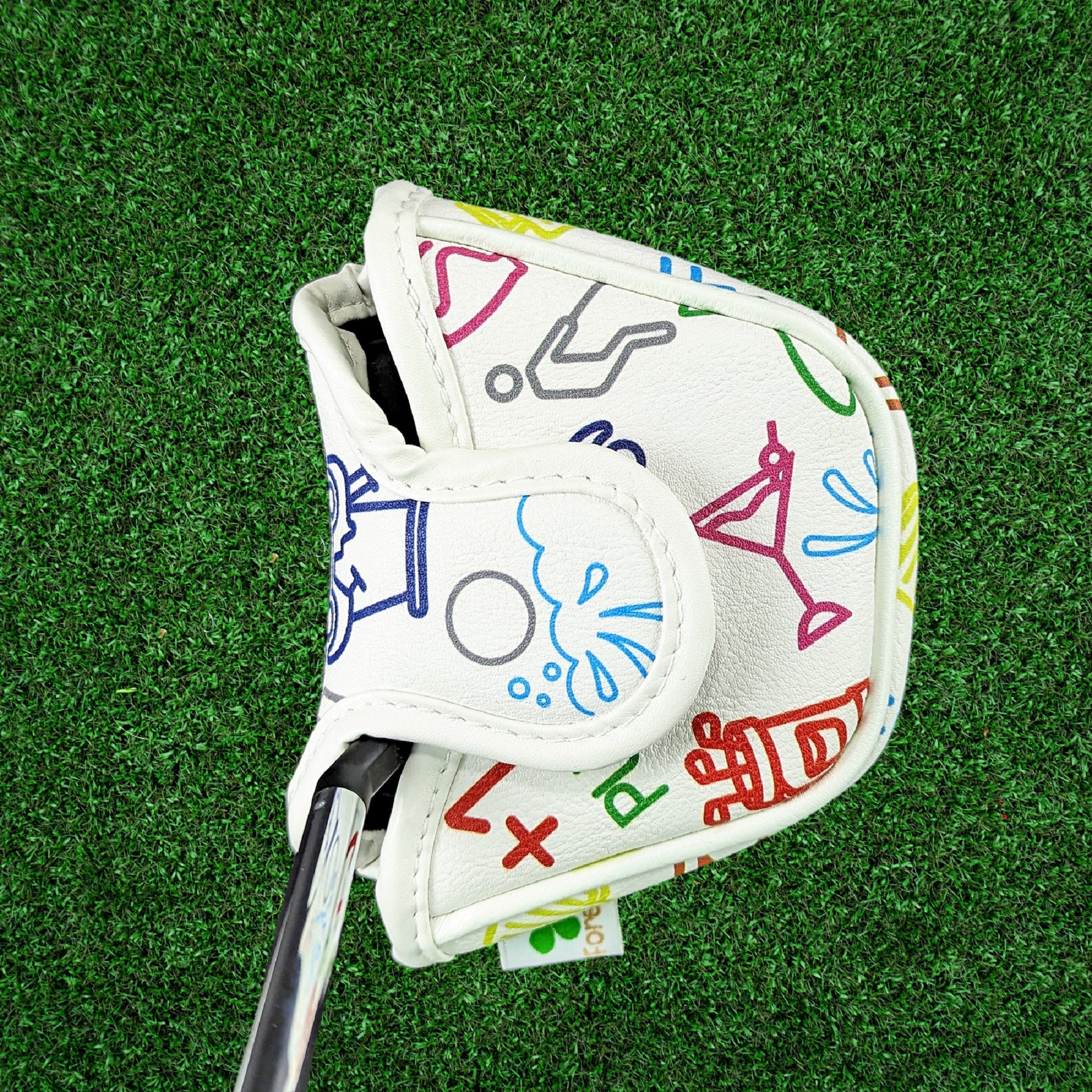 GOLF ICONS Putter Headcover Made With PU Leather and Magnetic Closure ...