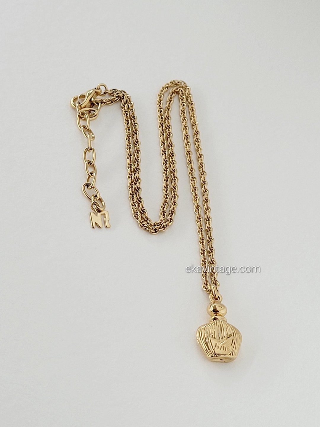Nina Ricci Gold Necklace With NR Pendant - Etsy
