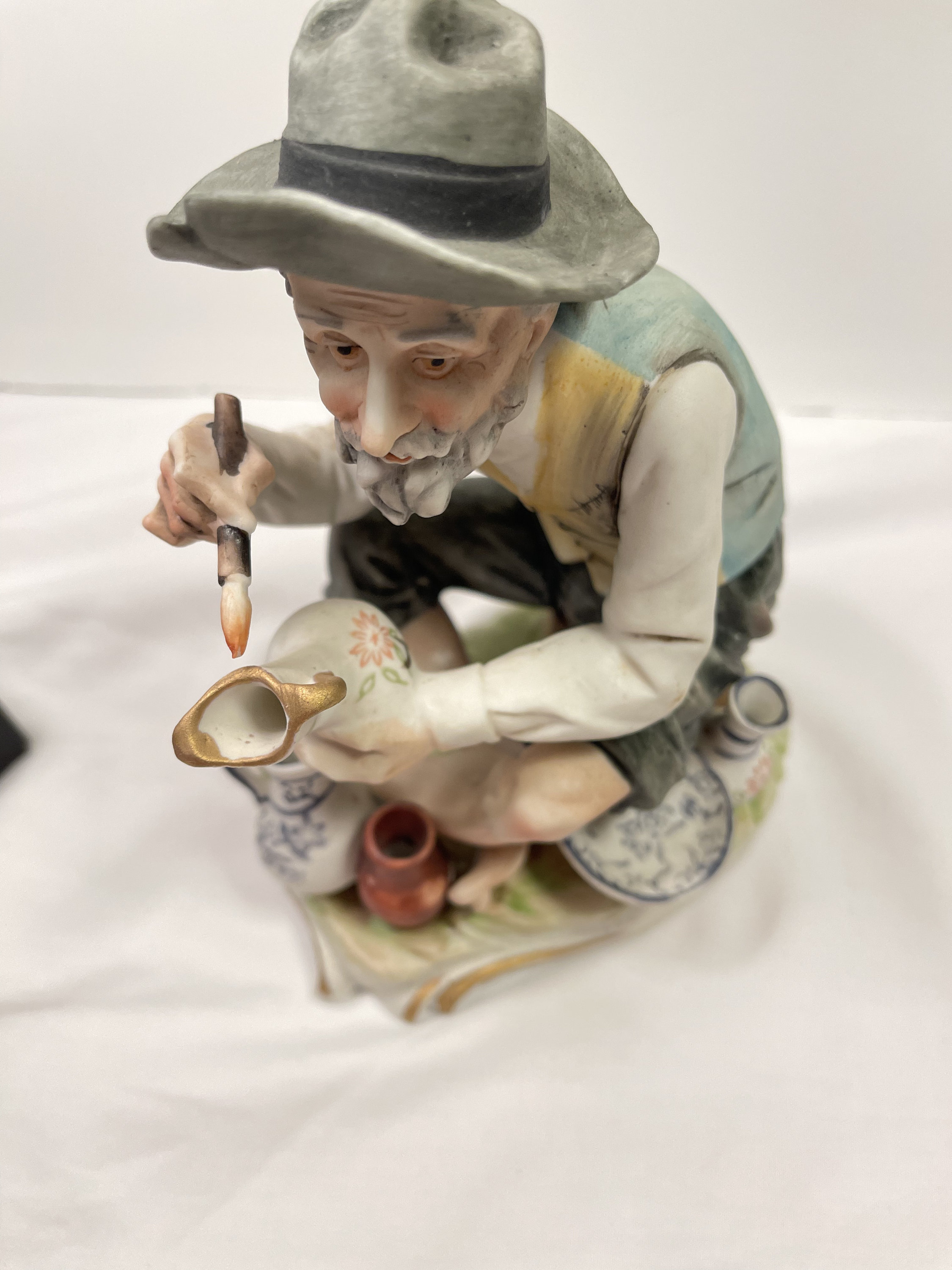 Lefton China 5085 Bisque Man Painting Pottery - Etsy