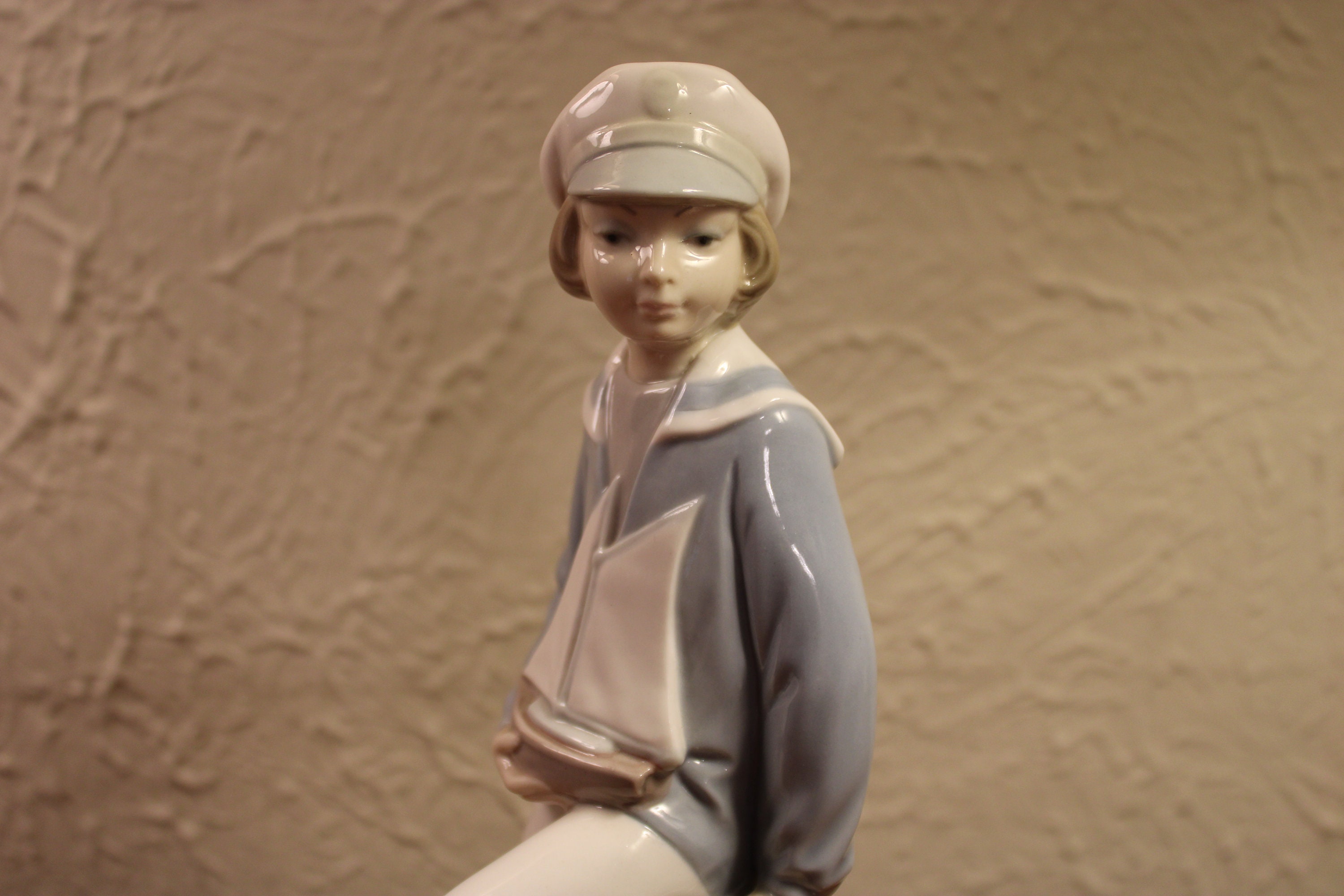 Lladro' 4810 boy With Yacht Glossy - Etsy