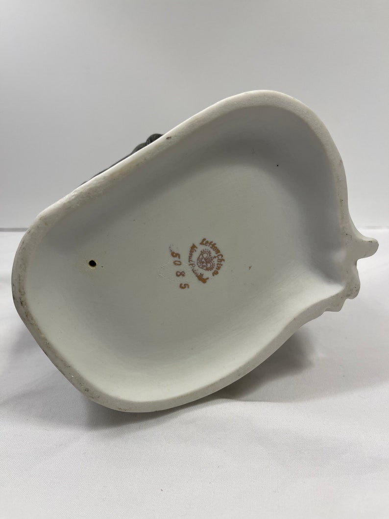Lefton China #5085 Bisque Man Painting Pottery - Etsy