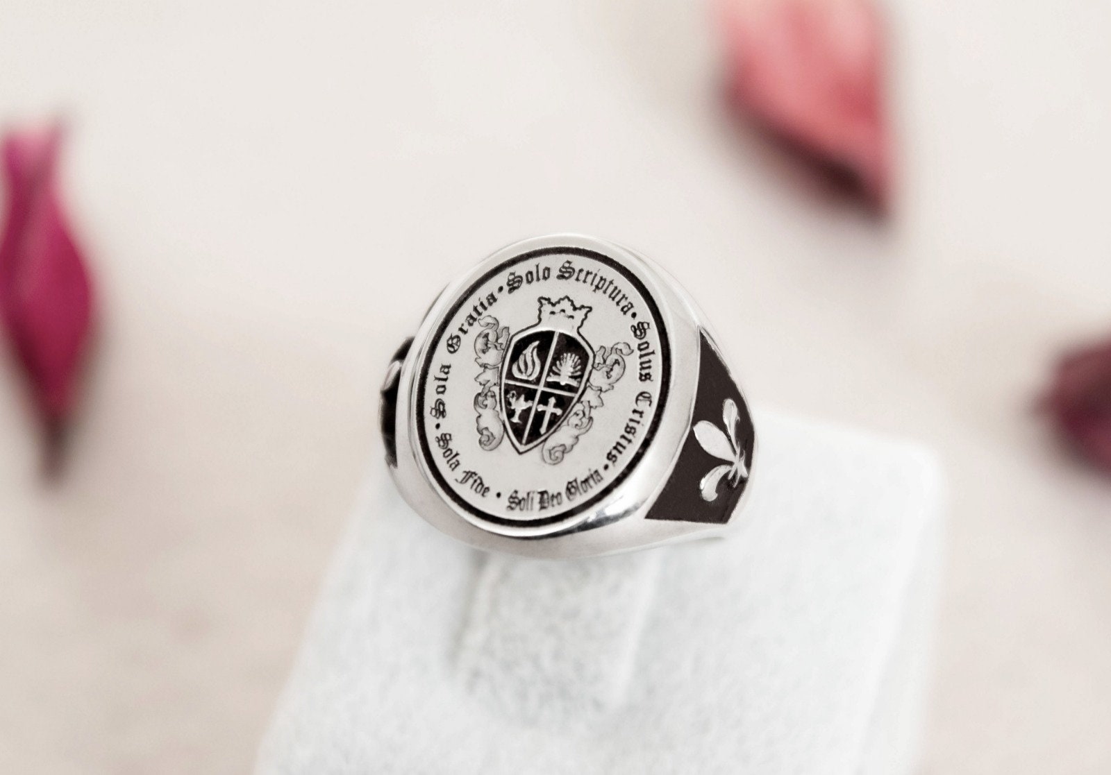 Custom Signet Ring University Ring Personalized Jewelry - Etsy