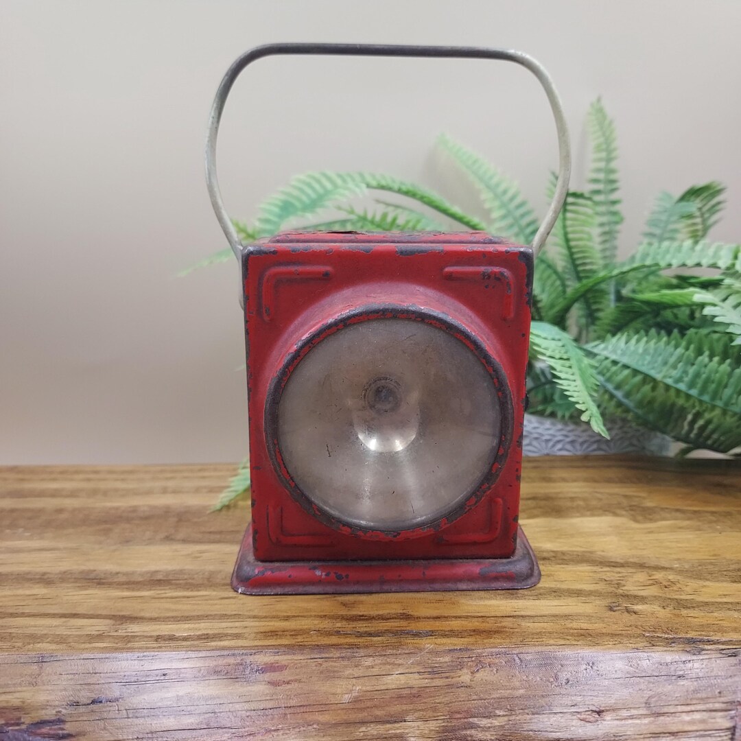 Antique 1920’s Delta Buddy Box Lantern Flashlight Metal Tin AS-IS ...