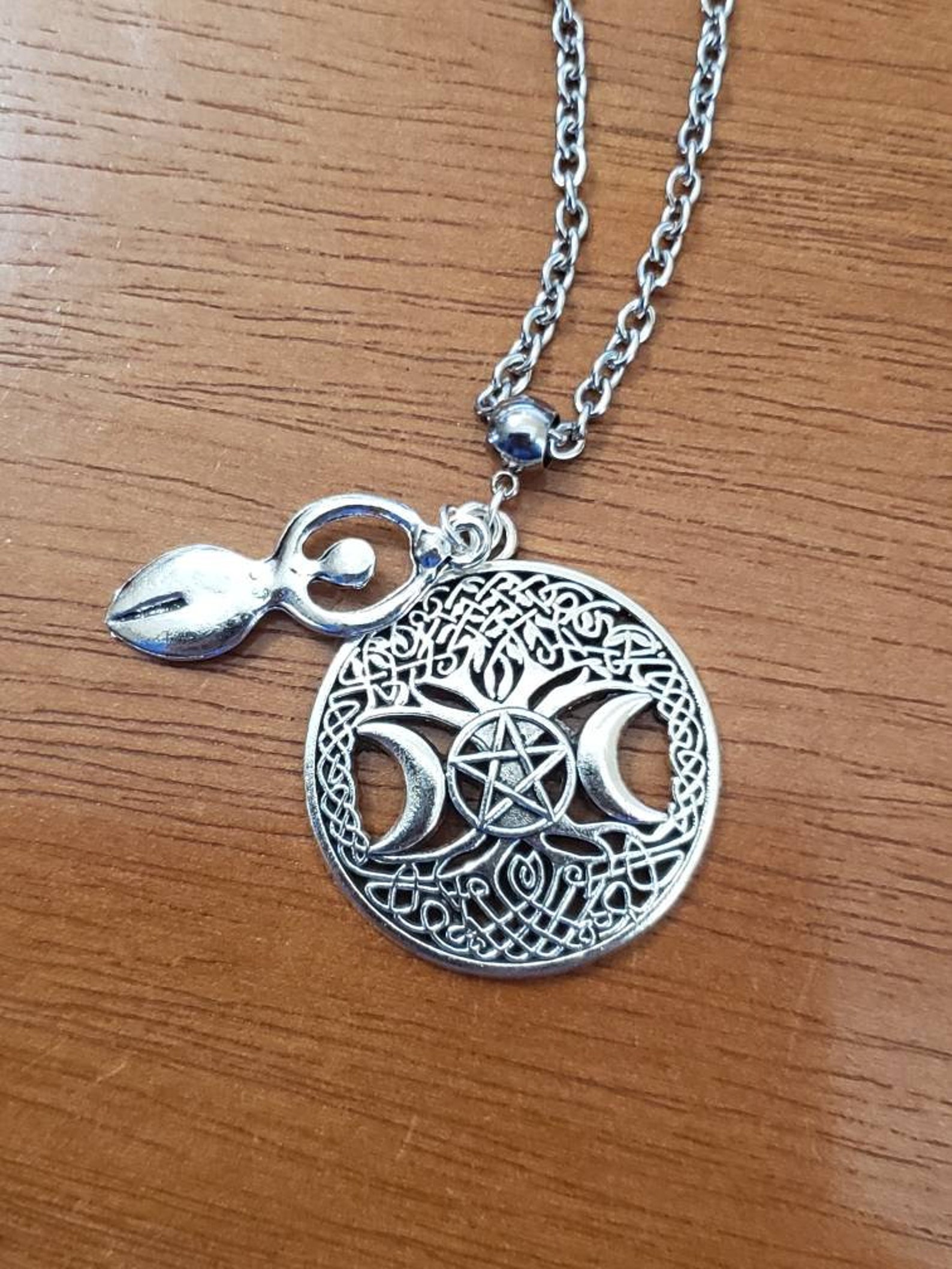 Triple moon Goddess necklace | Etsy