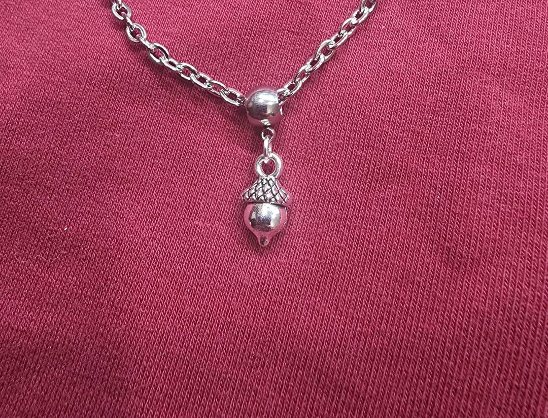 Small Acorn Charm Bracelet - Etsy