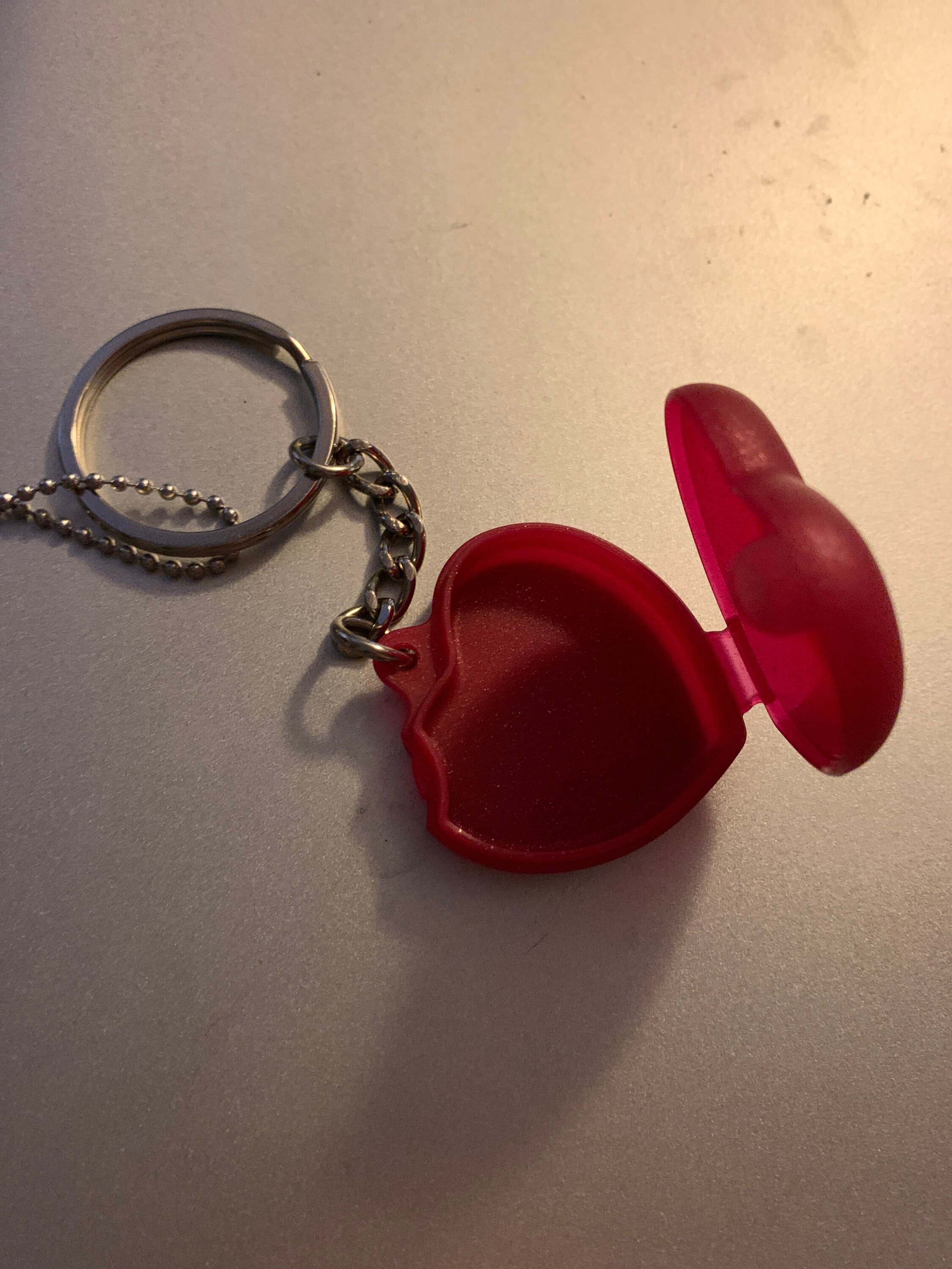 Heart-shaped Tupperware Container on Chain. - Etsy