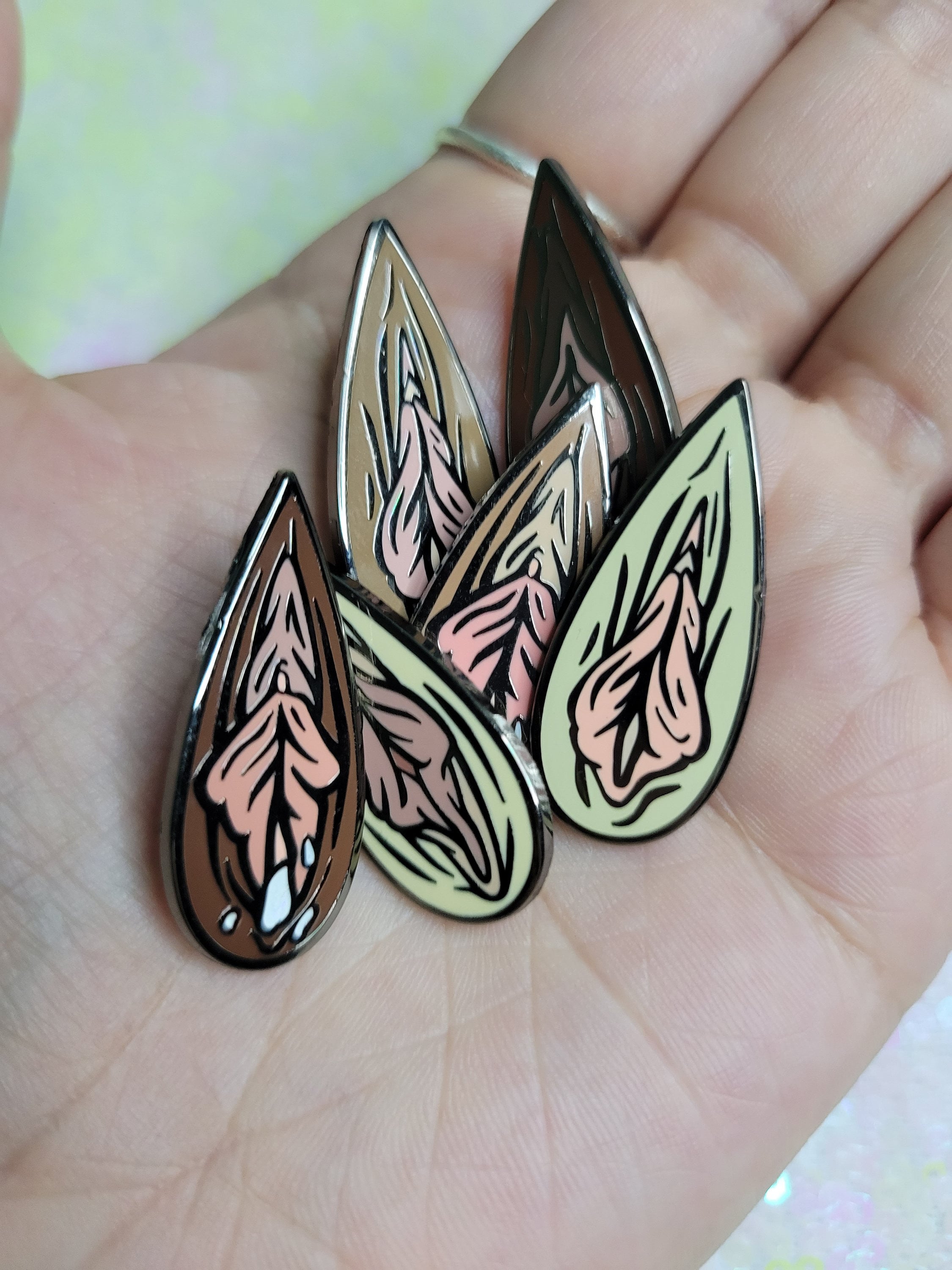 Vulva Enamel Pin, Vulva Pin, Vulva Empowerment, Vulva Diversity, Vagina ...