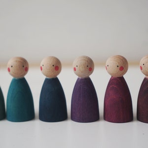12 Colorful Peg Dolls, Rainbow Peg People Dolls Waldorf - Etsy