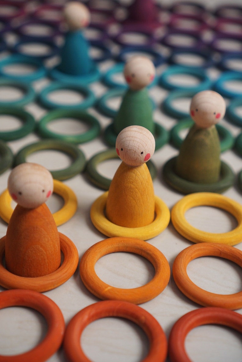 12 Colorful Peg Dolls, Rainbow Peg People Dolls Waldorf - Etsy