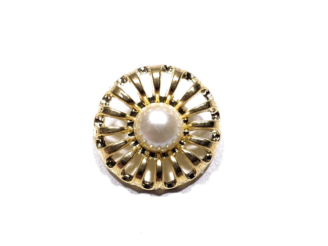 Set of 2 Pearl & Gold Costume Buttons - 1" | 25mm | 40L - Ornate Open ...