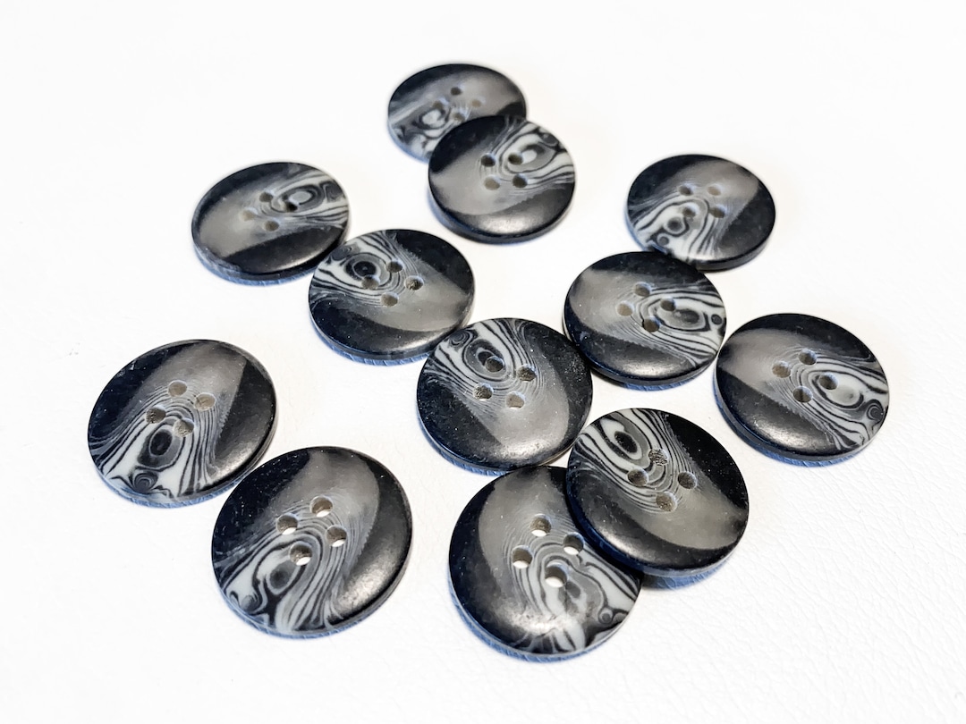 Lot of 50 LARGE Gray Buttons 13/16" - Large 32 L | 20 Mm - Set of 144 ...
