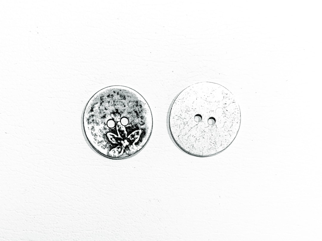 25mm Stamped Flower Cast Metal Buttons: 1" Antique Silver Vintage 70s ...