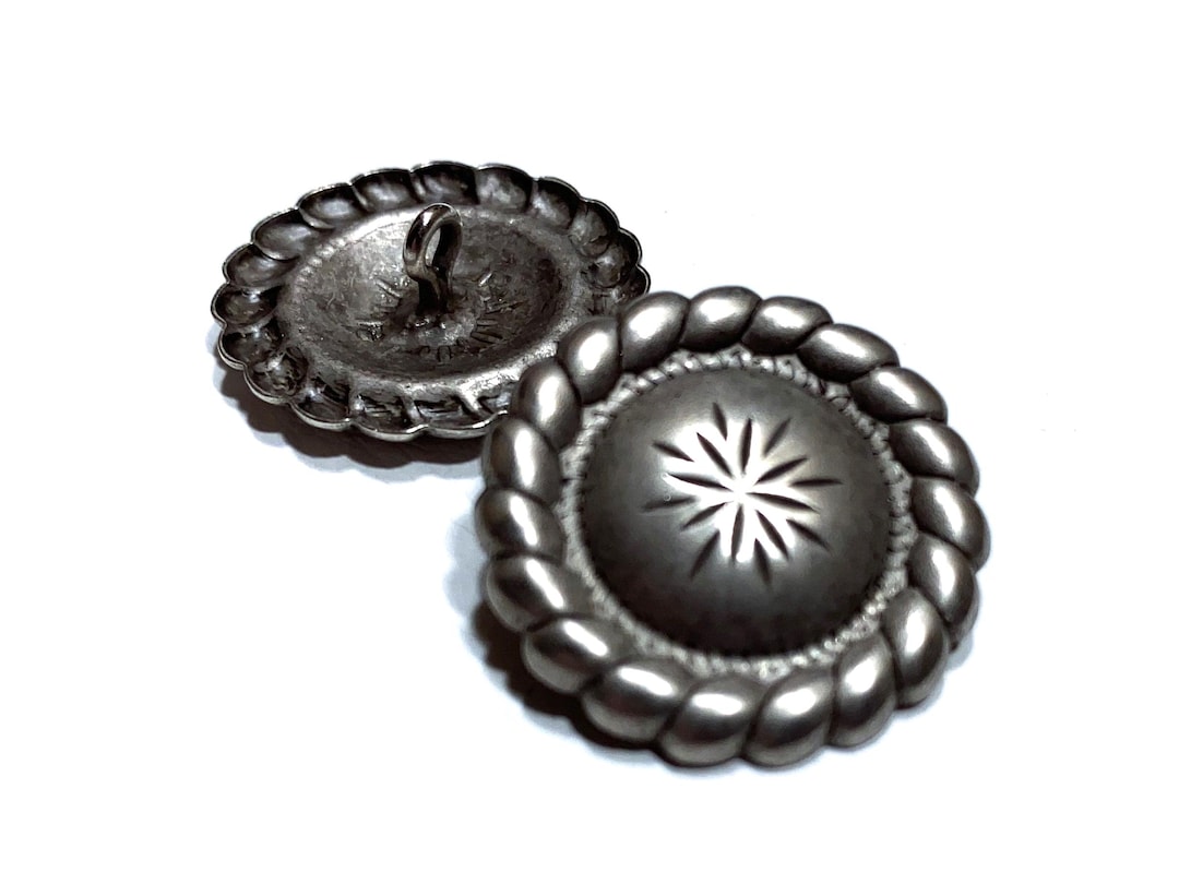 22mm Stamped Concho Button: 7/8