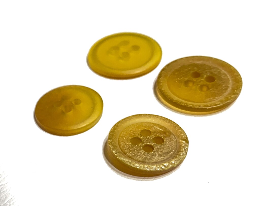 Mustard Yellow Shimmer Translucent Buttons - Multi Sizes: 11/16" | 28L ...