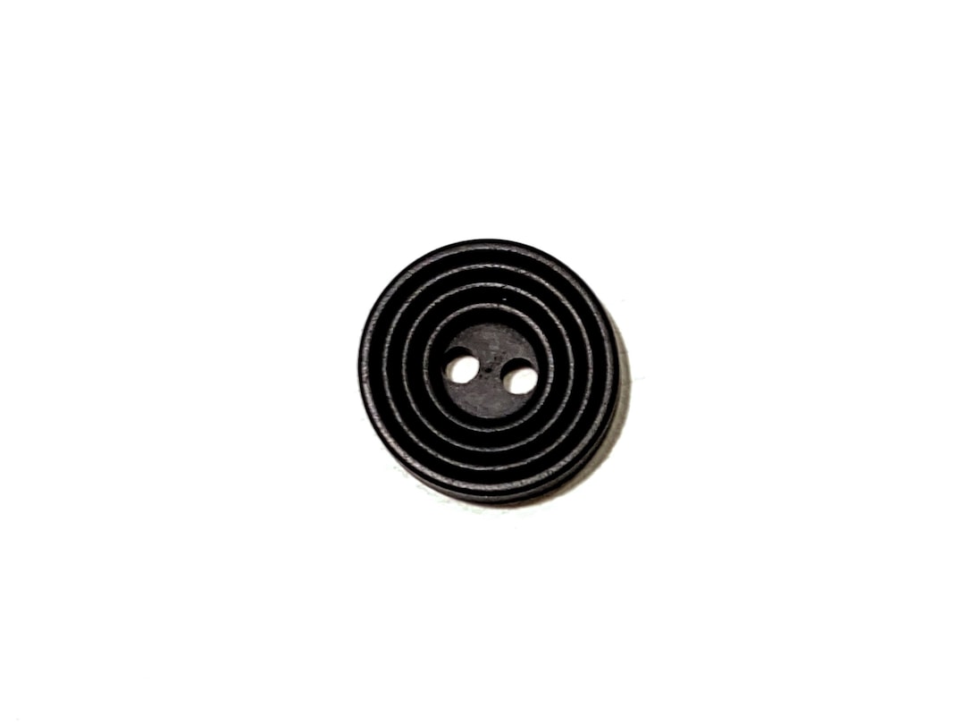 15mm Matte Black Resin Buttons: 15mm Linear Circles Motif Vintage 60s ...