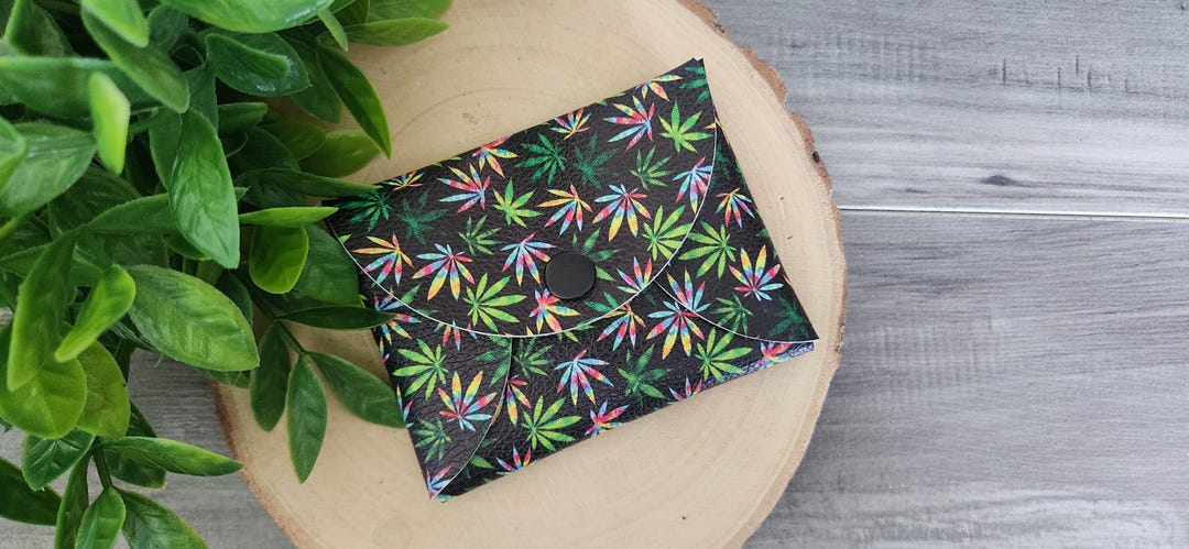 Colorful Cannabis Print Change Purse, Faux Leather Coin Pouches ...