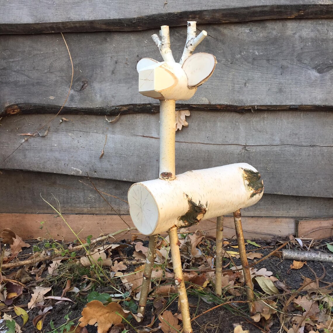 White Birch Christmas Wooden Reindeer Buck and Doe Reindeer Figurine ...