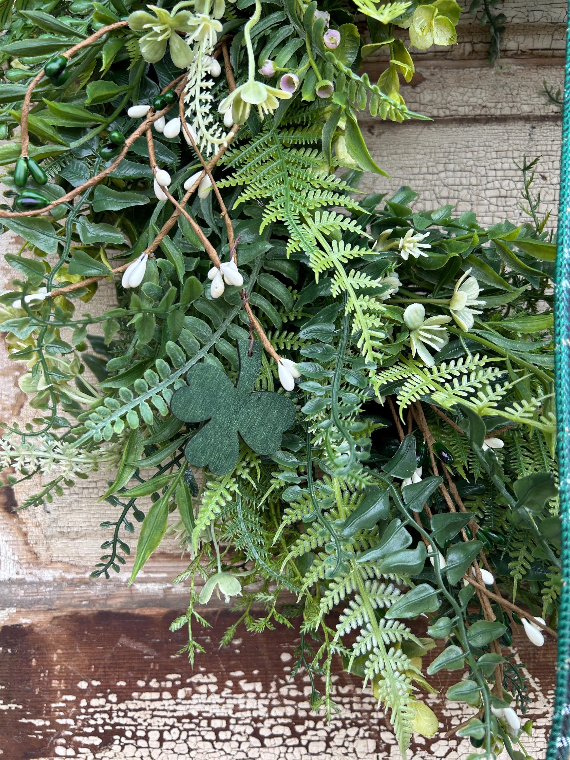 Green Wreath for March, St. Patrick's Day Greenery Wreath, Saint ...