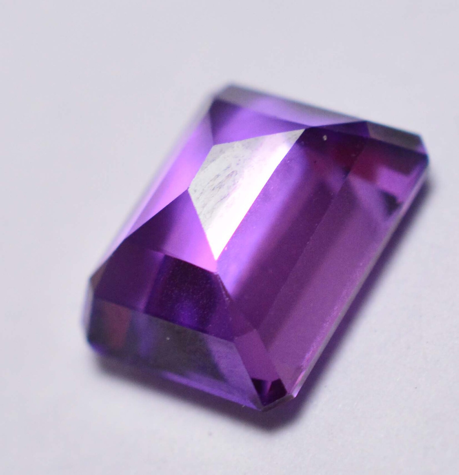 TAAFFEITE 5.60 Ct Transparent Velvet Smooth Purple Pink RARE | Etsy