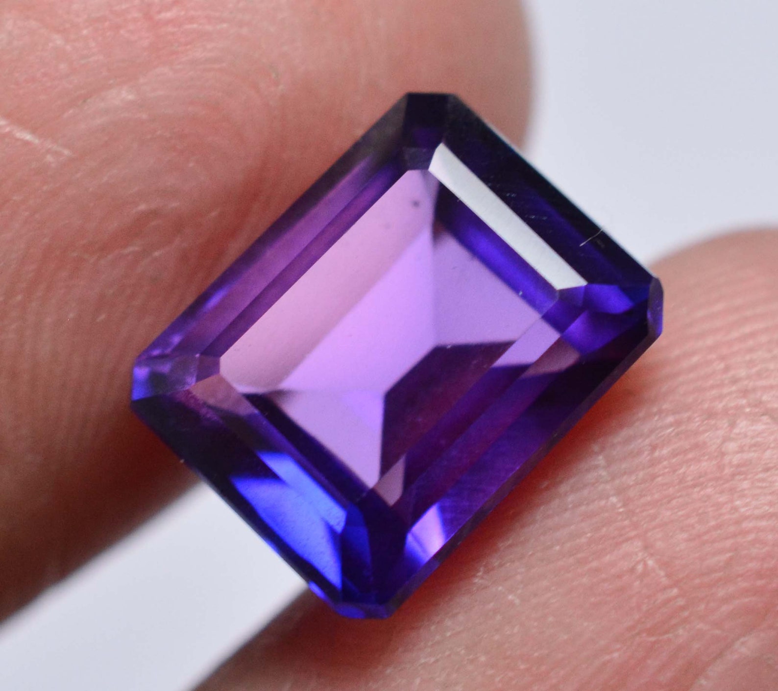 TAAFFEITE 5.60 Ct Transparent Velvet Smooth Purple Pink RARE | Etsy