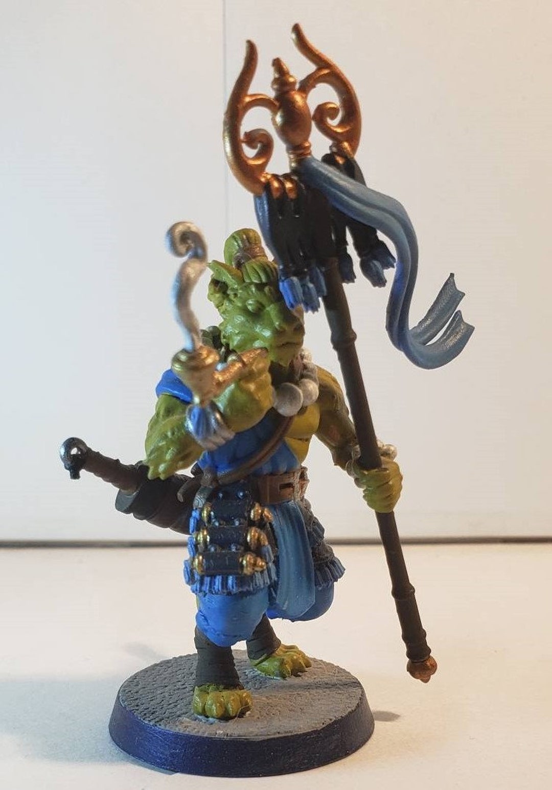 Tabaxi Puma Chief Pipe Smoke Staff Banner - Etsy