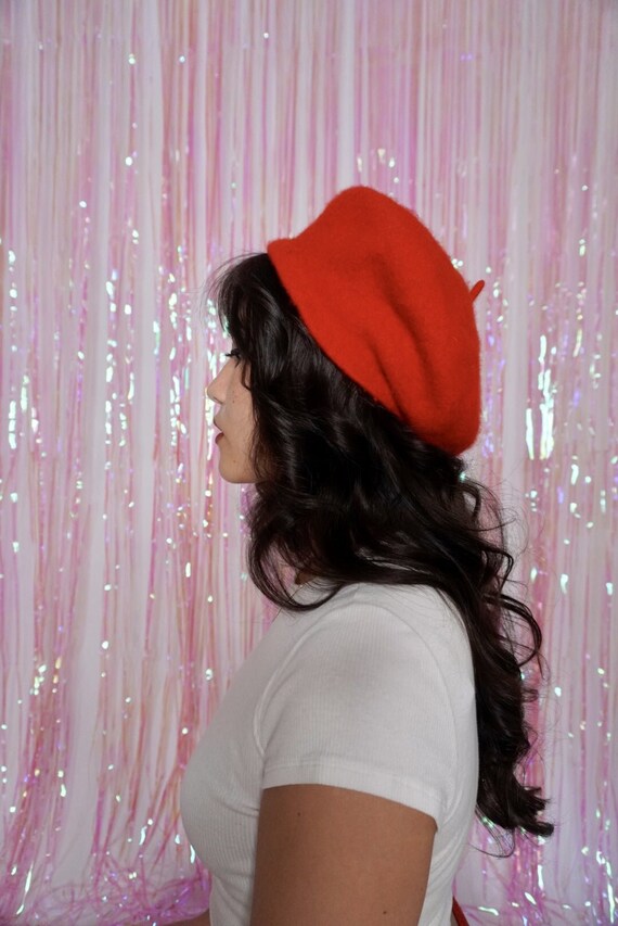 red beret - Gem