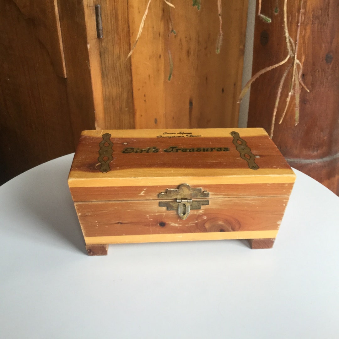 Vintage Cedar Treasure Box ~ "girl's Teasures" ~ Inner Space ...