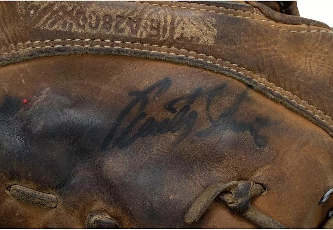 Rusty Staub Signed Game Used First Baseman’s Glove PSA LOA Mets Expos ...